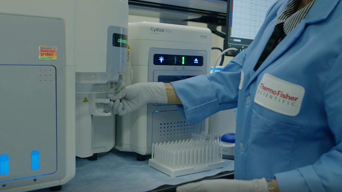 AI is Shifting the Paradigm in Flow Cytometry - Life in the Lab